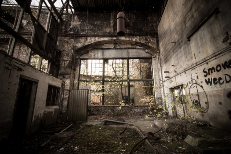 30 Striking Photos Showing the Beauty of Urban Decay - The Photo Argus