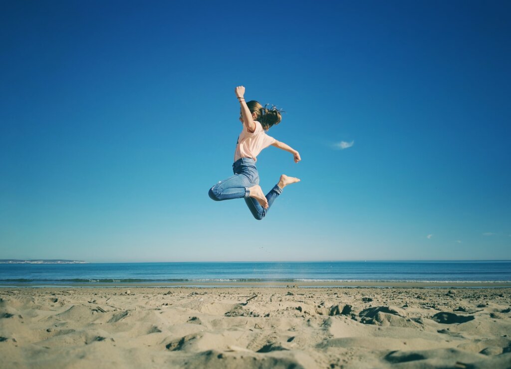 20 Awesome Jumping Moments Captured on Time