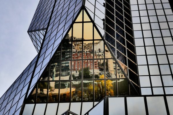 36 Amazing Examples of Reflection Photography - The Photo Argus